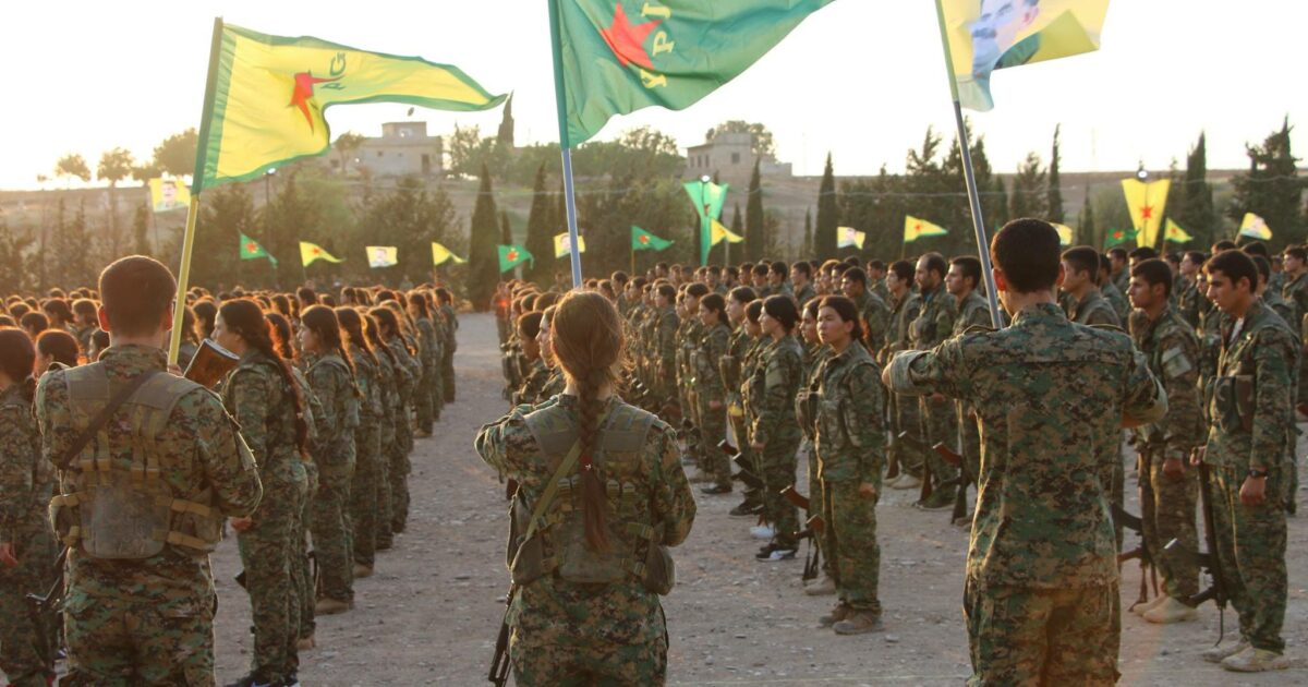 Flagge zeigen! - ak analyse & kritik ak analyse & kritik