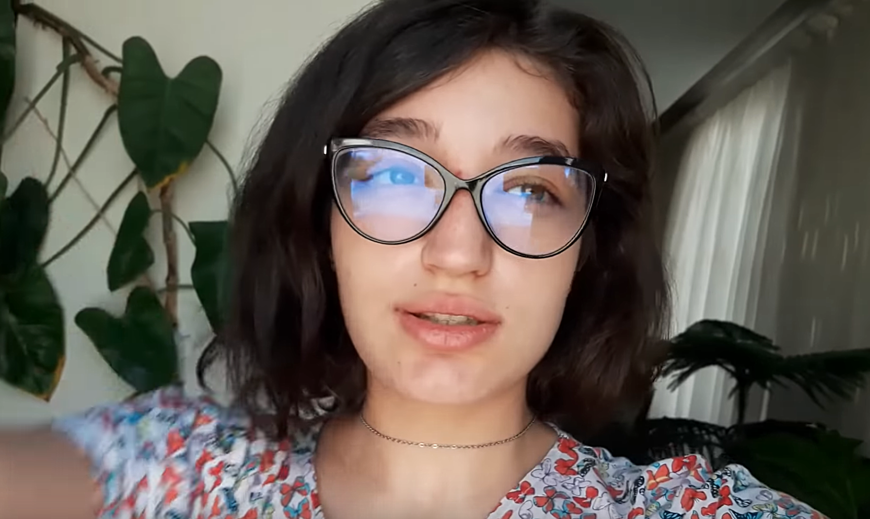 Freiheit lädt - ak analyse & kritik ak analyse & kritik