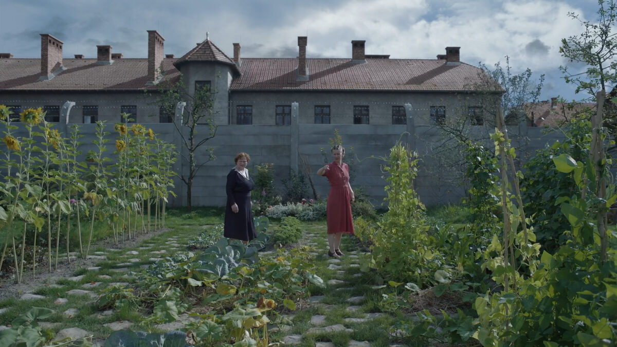 Zunenshtraln über Auschwitz - ak analyse & kritik ak analyse & kritik