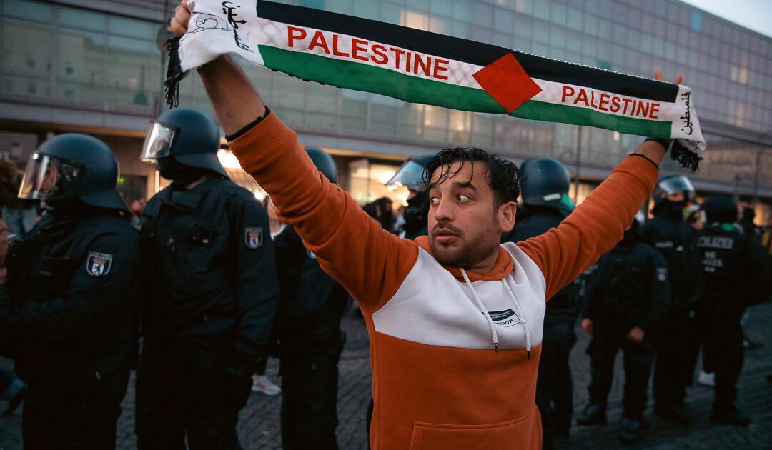 Deutsche Realitäten - ak analyse & kritik ak analyse & kritik