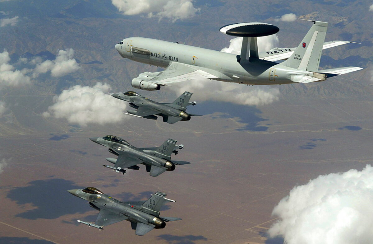 Deutschland entwaffnen - ak analyse & kritik ak analyse & kritik