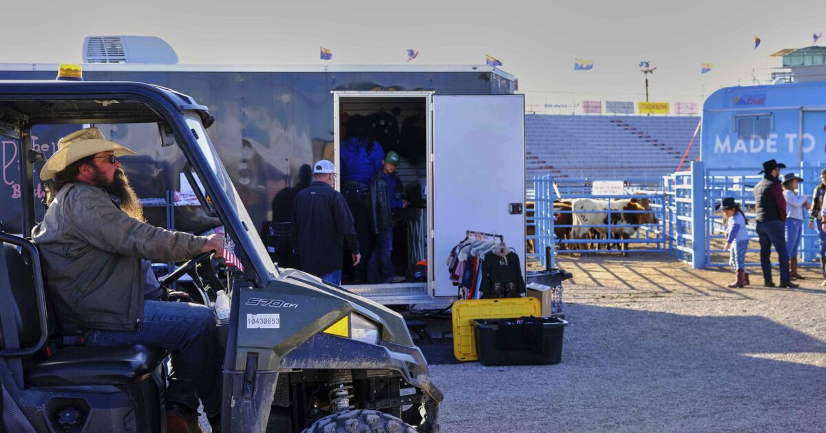 »Da muss man richtig um die Ecke denken« - ak analyse & kritik ak analyse & kritik